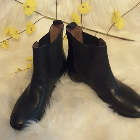 Frye | Shoes | Copy Frye Anna Chelsea Boot In Black | Poshmark